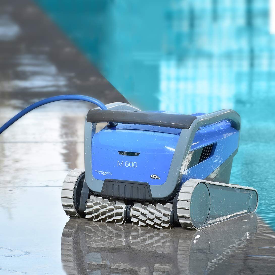 Robots de piscines | Robot Dolphin M600 | Piscine Spa 74 Haute Savoie ...